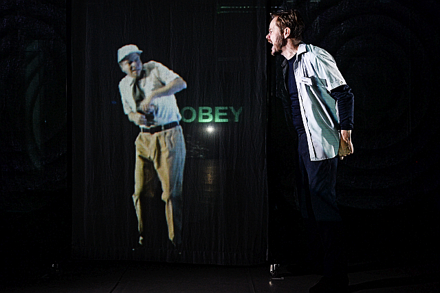 Bemerkenswerter Monolog »Aggro Alan« am Staatstheater Mainz