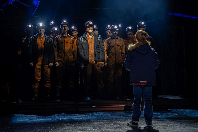 Musical »Billy Elliot« emotional und energiegeladen in der Maag Halle ...